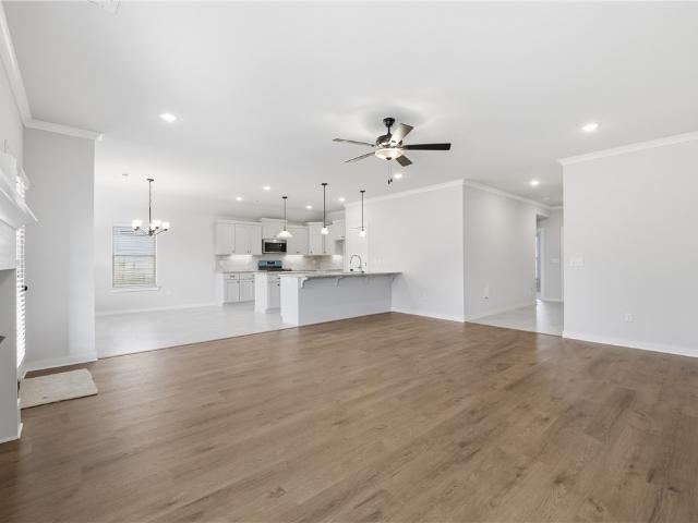 2173 S Magnificent Loop