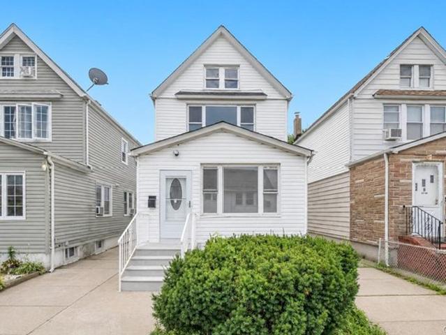 217 08 th Rd, Queens Village, NY 11429