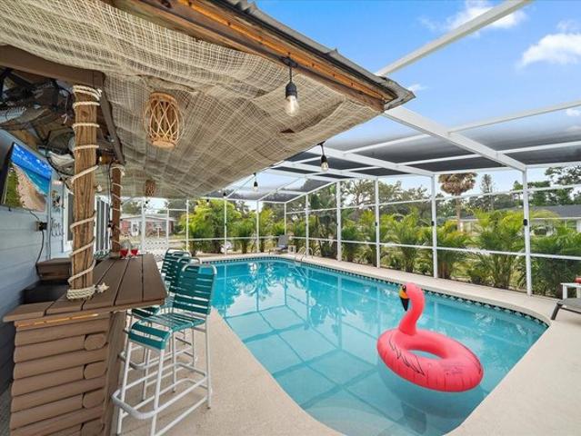 217 46th St W, Bradenton, FL 34209