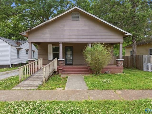 217 8th Ave SW, Decatur, AL 35601