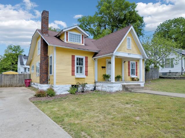 217 College Avenue E