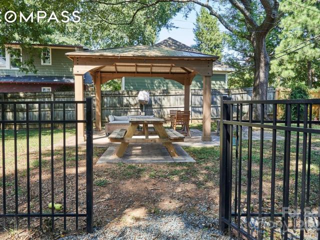 217 Circle Ave, Charlotte, NC