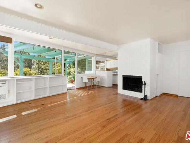 217 Amalfi Dr, Santa Monica, CA 90402 | MLS #26698 | Compass