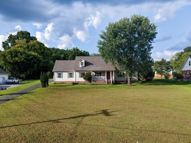 217 Amanda Dr, Bell Buckle, TN 37020