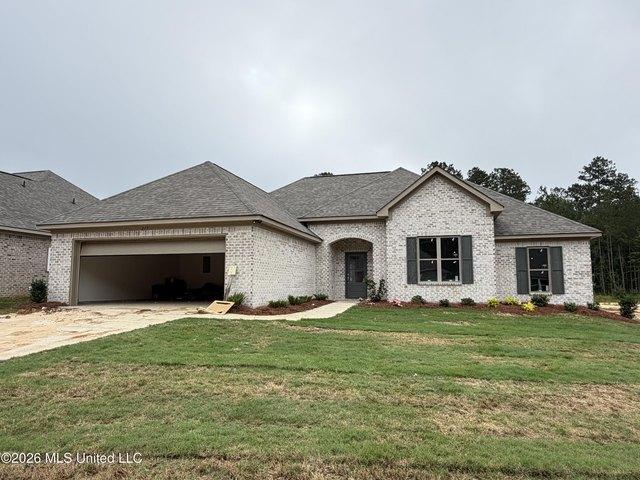 217 Anderson Oaks Dr, Pearl, MS 39208