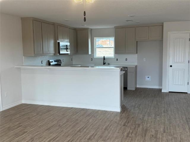 217 Altom Rd, Springtown, TX 76082 | MLS #21174