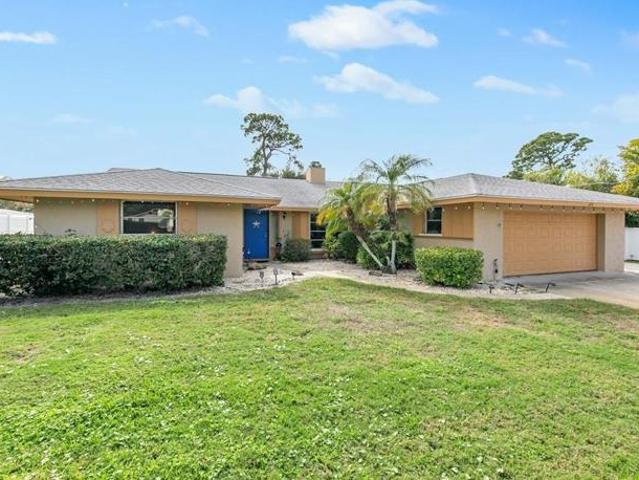 217 Blackburn Rd, Nokomis, FL 34275