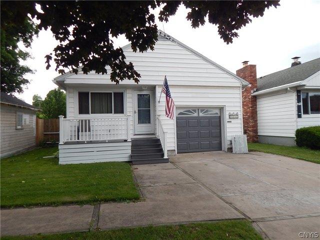 217 Briggs St, Syracuse, NY 13208