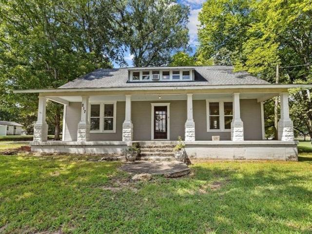217 Bridge Rd, Killen, AL 35645