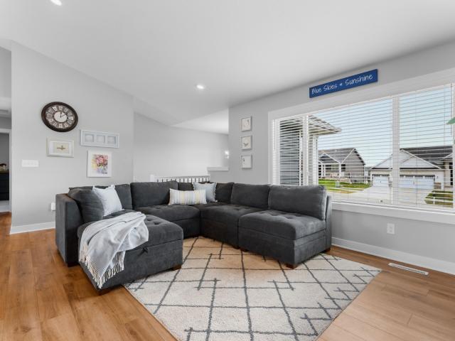 217 Brookestone Drive SE