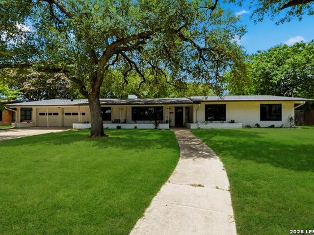 217 Gardenview