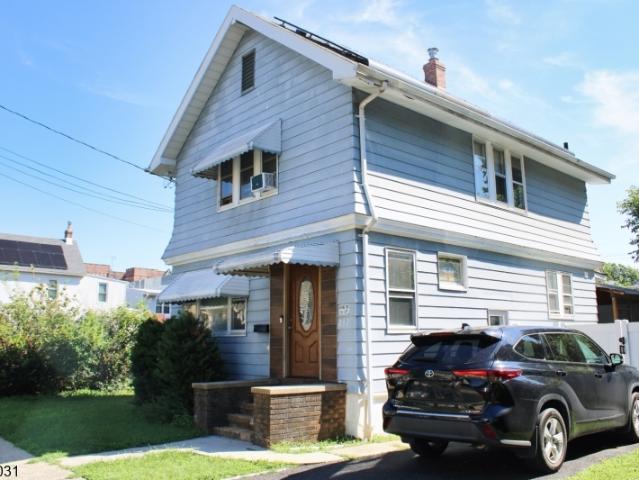 217 Drake Ave