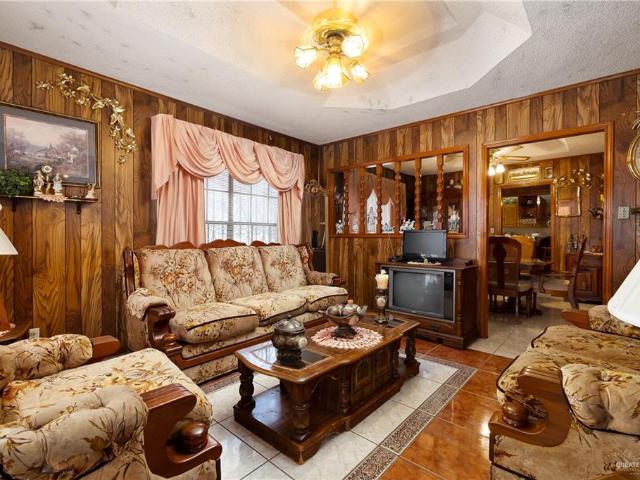 217 E Van Week Street