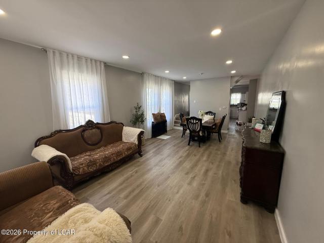 217 E Chestnut Street