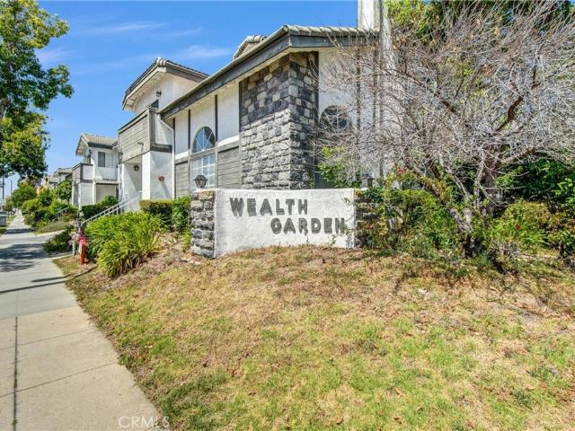217 E Commonwealth F