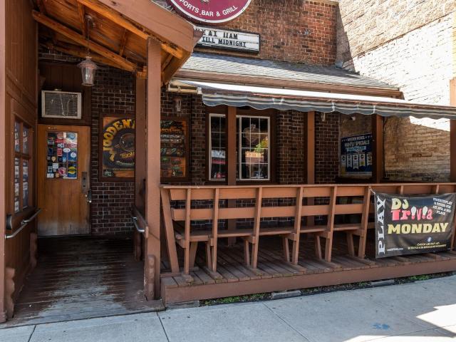 217 e college avenue