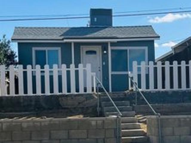 217 F St, Taft, CA 93268