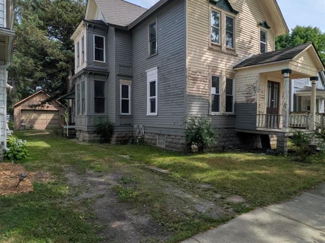 217 Fitzhugh Street