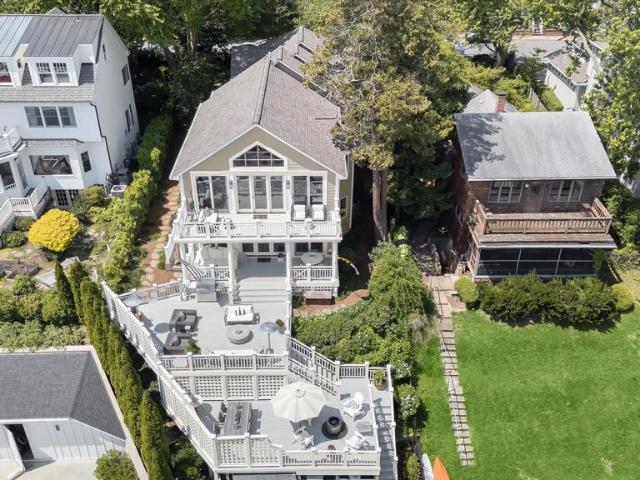 217 Lockwood Court