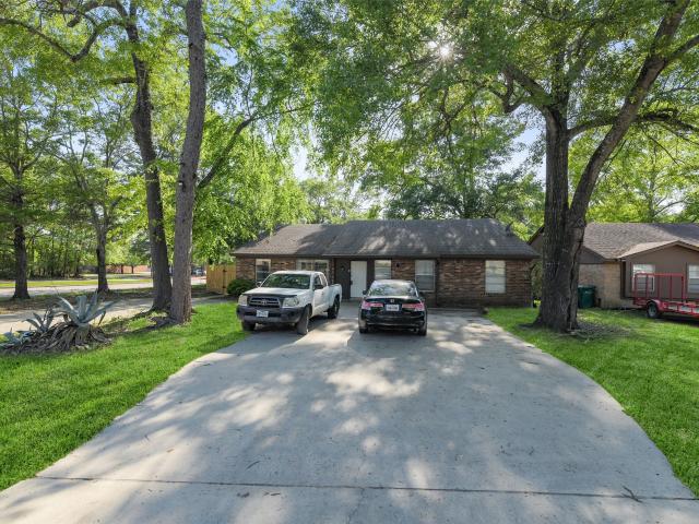 217 Lazy Ln, Conroe, TX 77301 | MLS #67727 | Compass