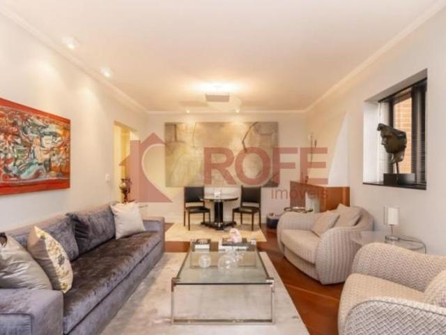 217 m² | 4 suítes | 3 vagas | Itaim Bibi ? Exclusivo, mobiliado e pronto para morar