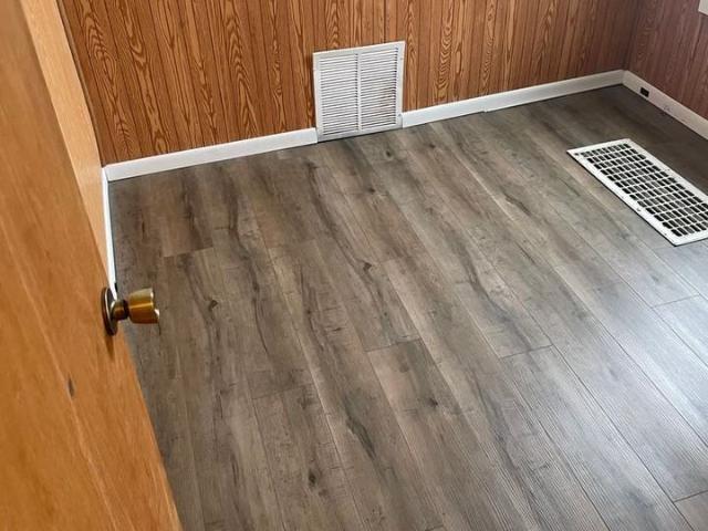 217 N 25th Ave W 2 Bedroom Apartment for Rent at 217 N 25th Ave W, Duluth, MN 55806 West End