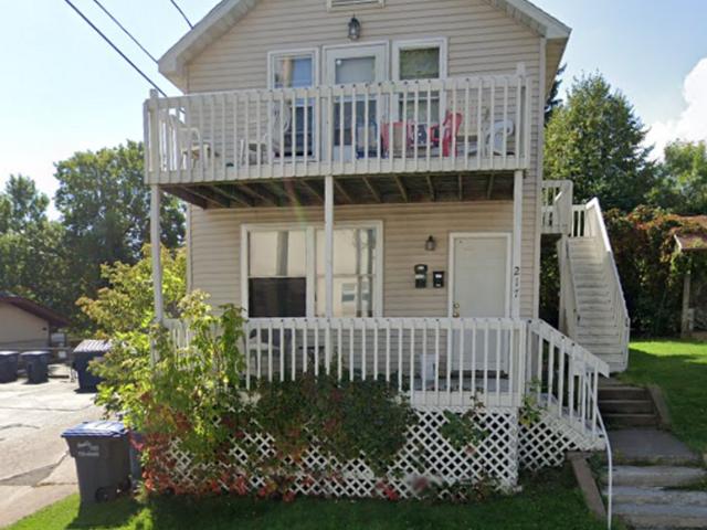 217 N 25th Ave W 2 Bedroom Apartment for Rent at 217 N 25th Ave W, Duluth, MN 55806 West End