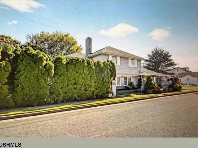 217 N Argyle Ave, Margate, NJ 08402