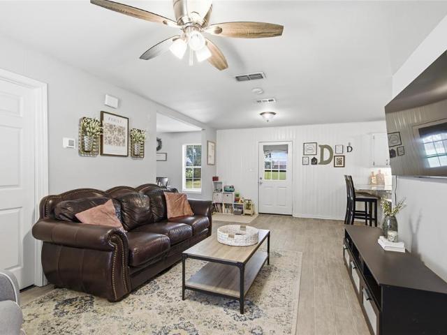 217 N Laramie Circle