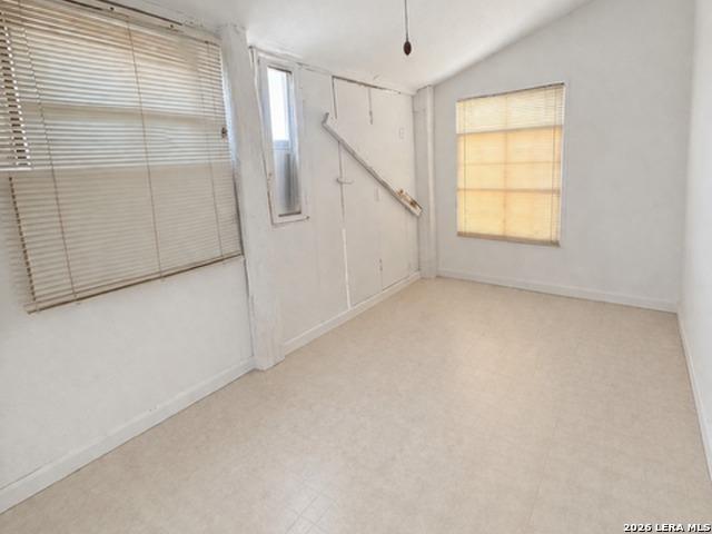 217 N Park Ave, Karnes City, TX 78118 | MLS #1951