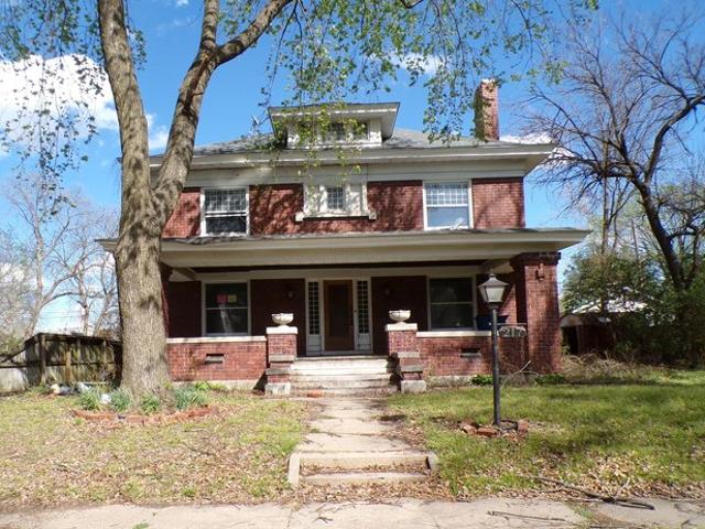 217 N Pearl Ave, Joplin, MO 64801
