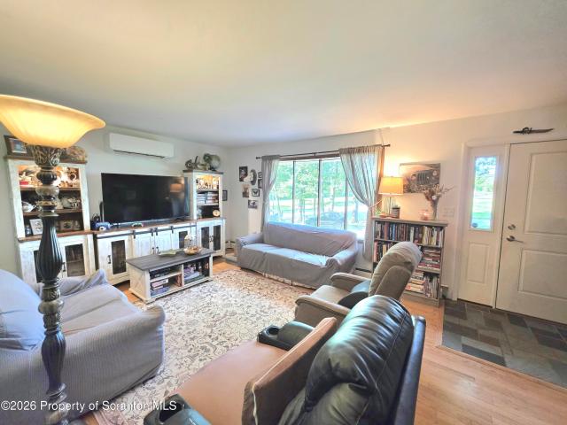 217 Noble Road