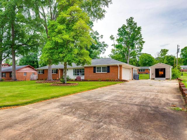 217 Navaho Drive