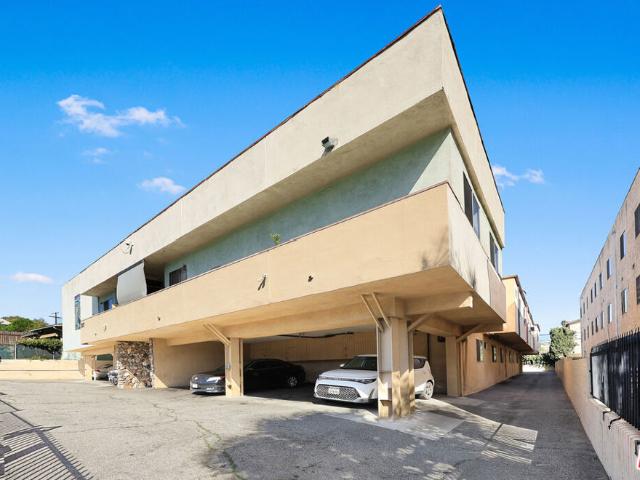 217 S Avenue 54