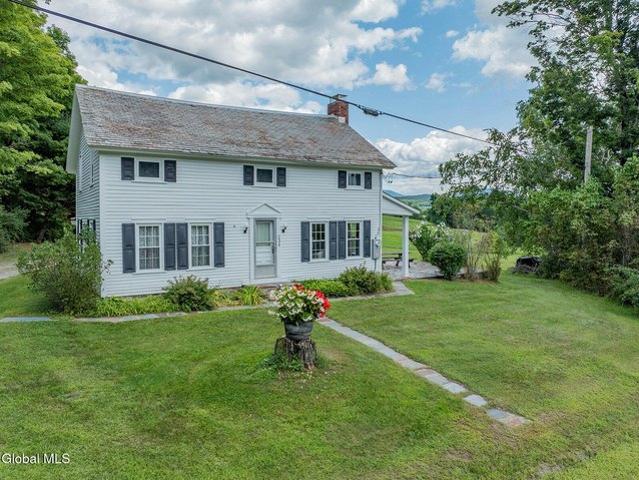 217 S Grimes Hill Rd, Hebron, NY 12832