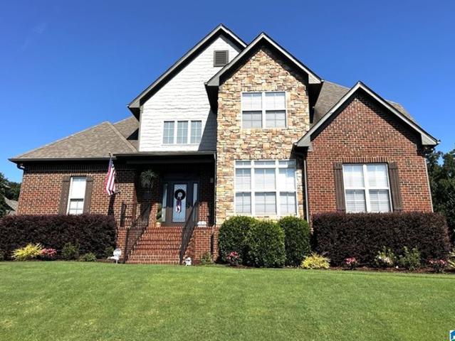 217 Sterling Gate Ln, Alabaster, AL 35007