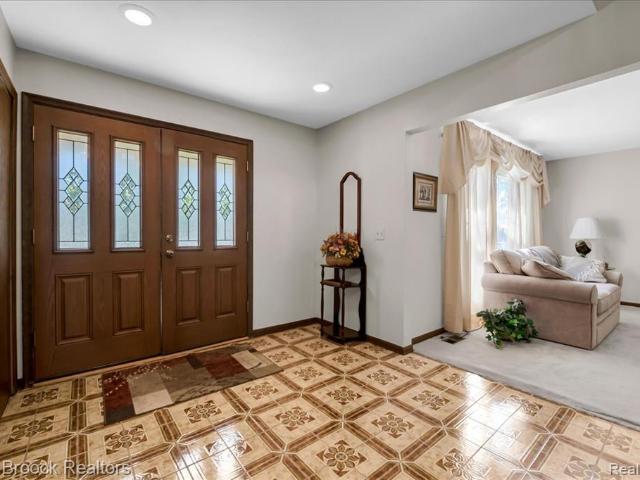 217 Stonetree Circle