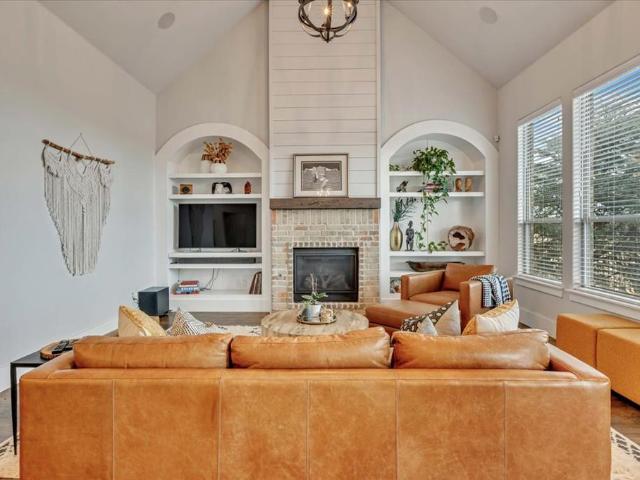 217 Pont Julienn Court