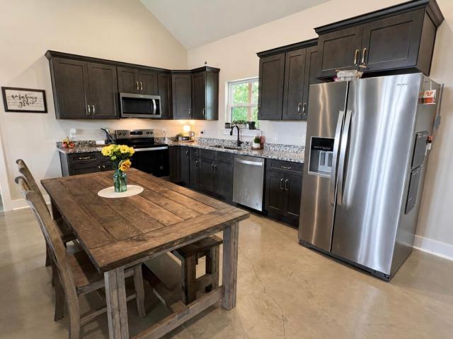 217 Peavine Way