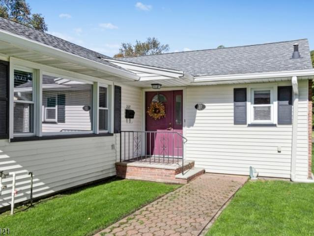 217 Robin Hood Rd