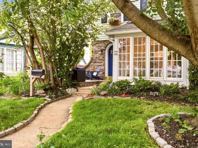 217 Rock Glen Road