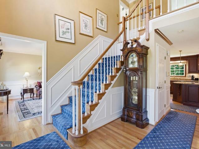 217 Rolling Knoll Drive