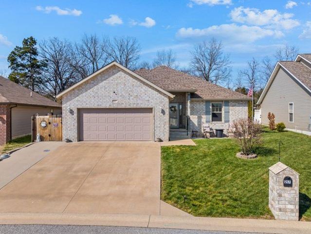 217 Redwine Ave, Branson, MO 65616
