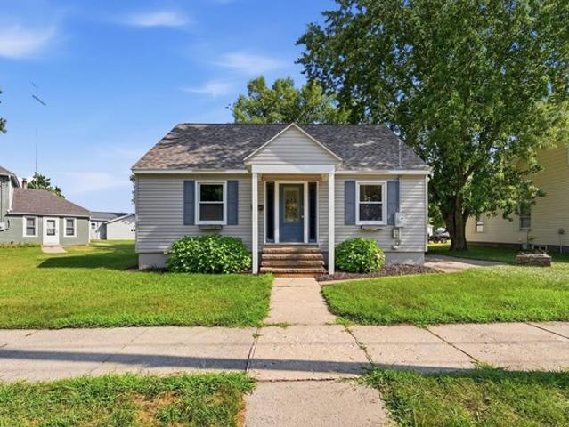 217 River St, Paynesville, MN 56362
