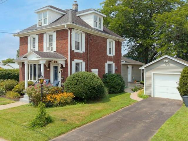 217 W 9th St, Bloomsburg, PA 17815