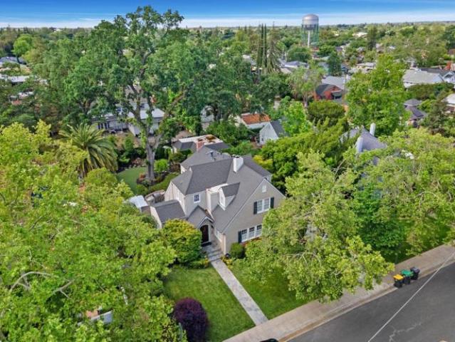 217 W Knoles Way, Stockton, CA 95204