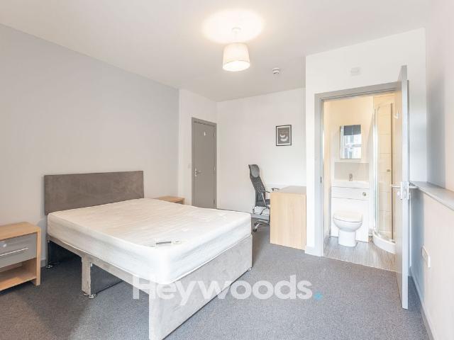 217 Waterloo Road, Stoke On Trent ST6, Room to rent, £525 pcm | PrimeLocation