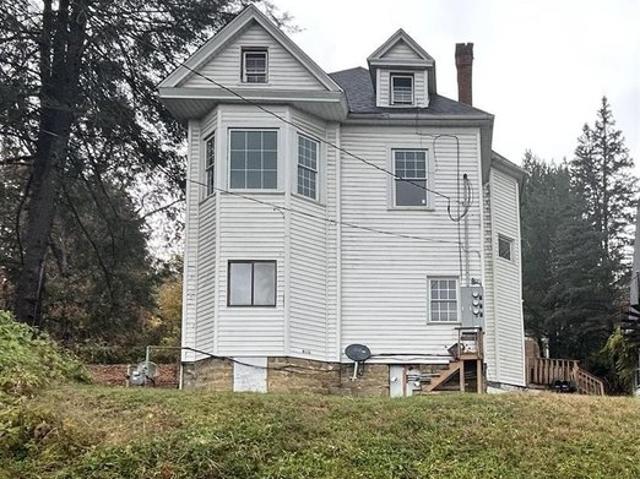217 Watson Ave, Fairmont, WV 26554