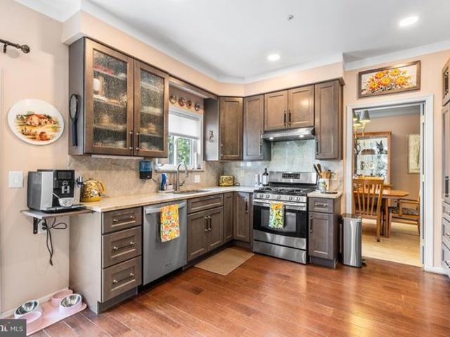 217 Wayside Dr, Warrington, PA 18976