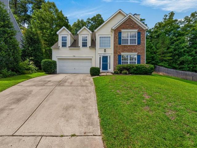 217 Talley Ridge Dr, Holly Springs, NC 27540